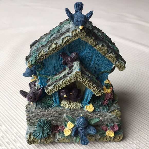 Unbranded | Accents | Vintage Birdhouse Music Box Painted Resin Birds ...